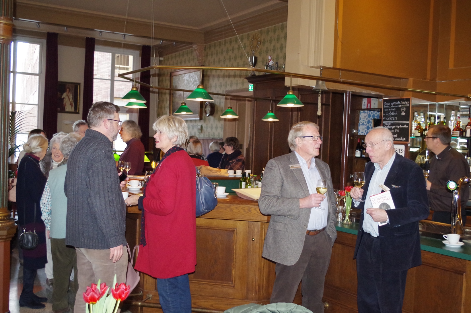 Zaal is VOL bij Marieke Lucas Rijneveld – Deventer Literair